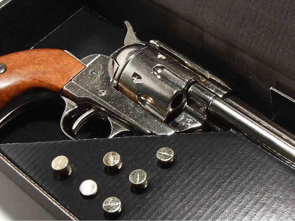Western Colt mit Munition - Peacemaker Set | Waffen-Schaulade
